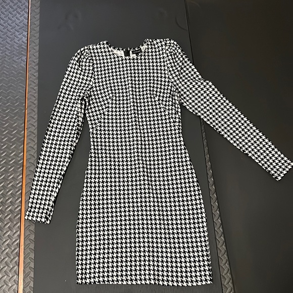 Who What Wear | Dresses | Who What Wear Xs Black And White Form Fitted ...